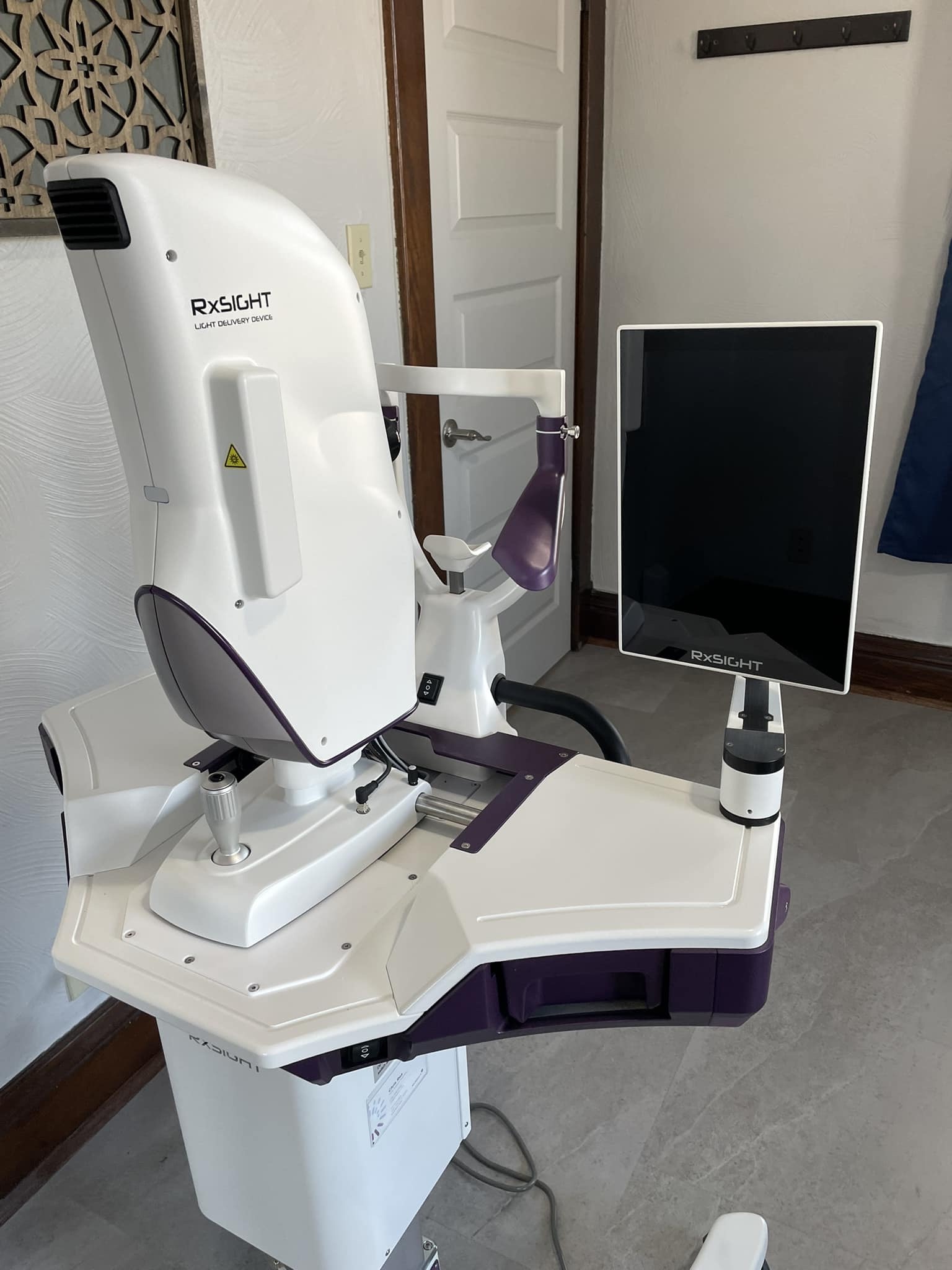 Light Adjustable Lens | Batchelet Eye